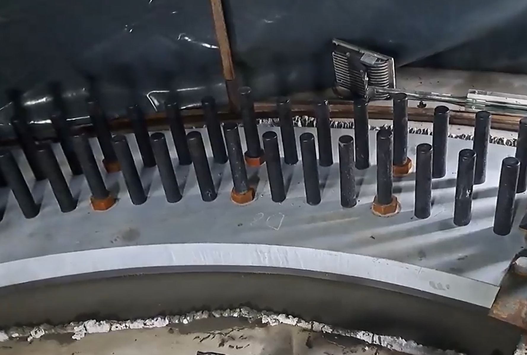 MAPEFILL 130 WT — Produktas — Velve M.S.T. / MAPEI Lietuva